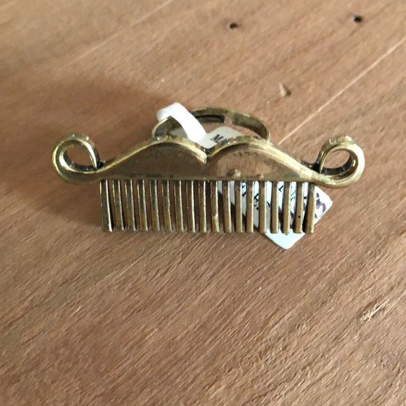 Modcloth | Jewelry | Modcloth Mustache Comb Ring | Poshmark